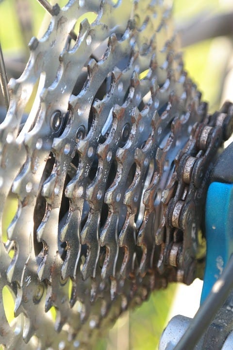 How to Remove Rust From a Bike Chain? | ApexBikes.com