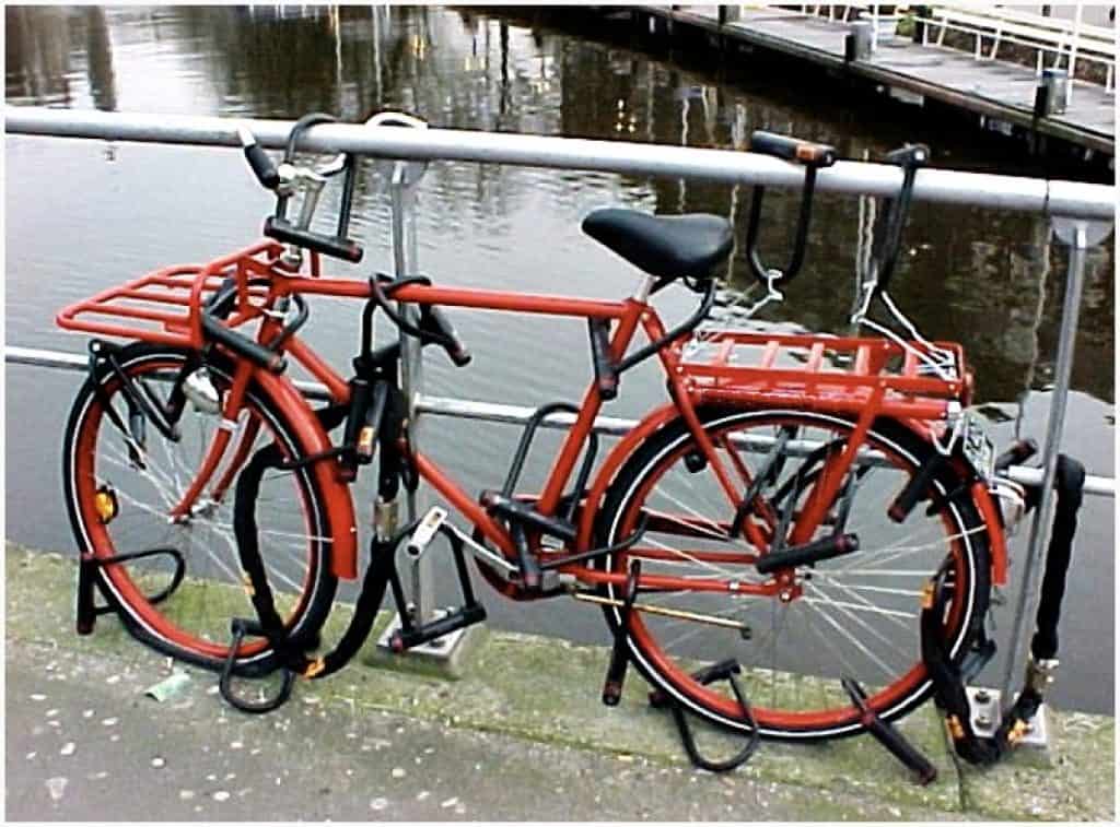 6 Best U Locks for Your Bikes (Updated 2025)