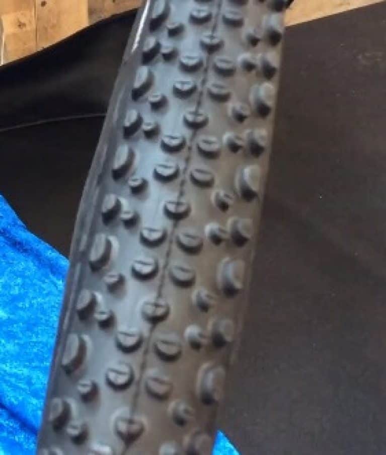 12 Best Cyclocross Tires 2024 (For All Conditions) - ApexBikes