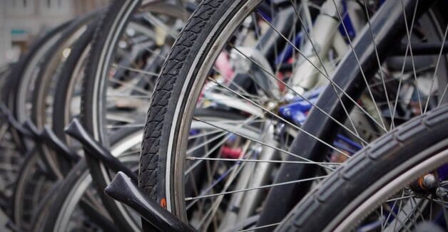 Clincher vs. Tubular vs. Tubeless Bike Tires: What are the Differences?