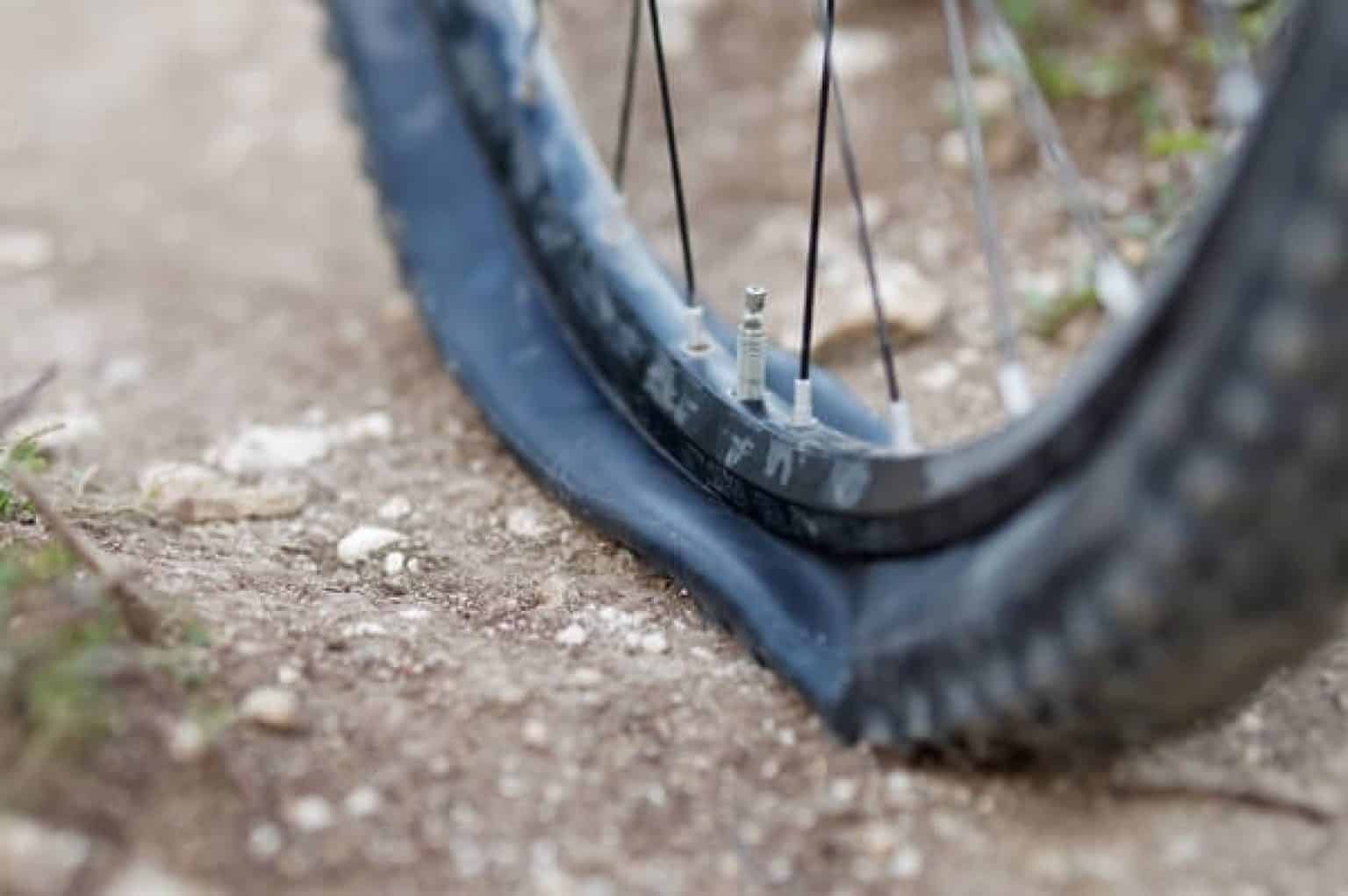 12 Best Cyclocross Tires 2024 (For All Conditions) - ApexBikes